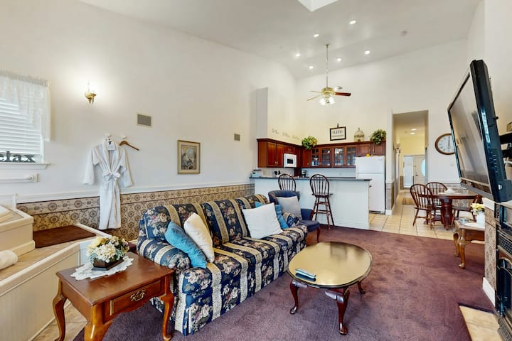 1br Oceanfront | Deck | Fireplace | Sauna - Ocean Shores