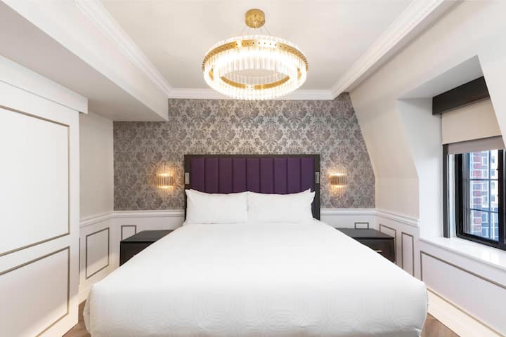 Huge 1 Bedroom Apartment Style Near Bryant Park - 