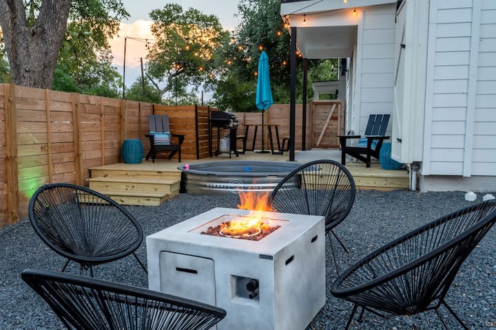 Eastside Home W Awesome Yard—golf, Pool, Firepit - Austin