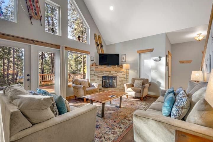 Light-filled 3br Dog Friendly | Deck - Plain, WA