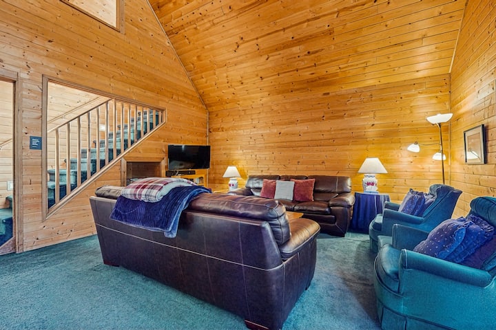 Spacious 3br Mountainview | Fireplace | Deck - Plain, WA