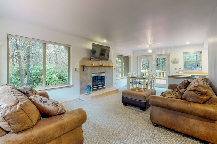 3br Dog Friendly | Hot Tub | Fireplace - 西港市
