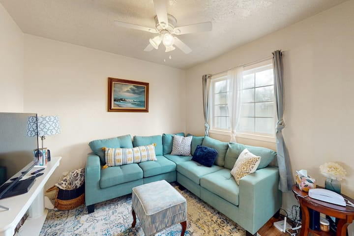 Charming 2br Dog Friendly | Patio | Firepit | W/d - Ocean Park, WA