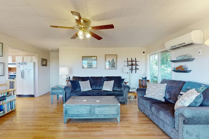 Sweet 2br Bayview | Woodstove | Deck | W/d - Westport, WA