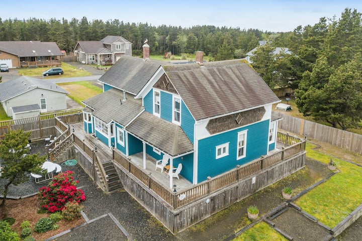 Restored 4br | Fireplace | Deck | W/d - Long Beach, WA