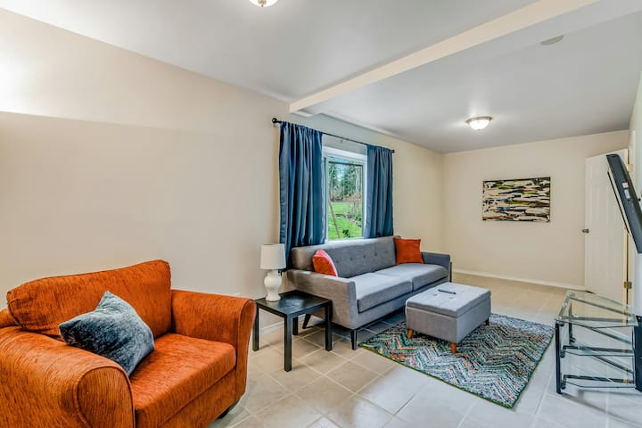 Island 3br With Firepit & Port & Mountain Views - Camano Island, WA