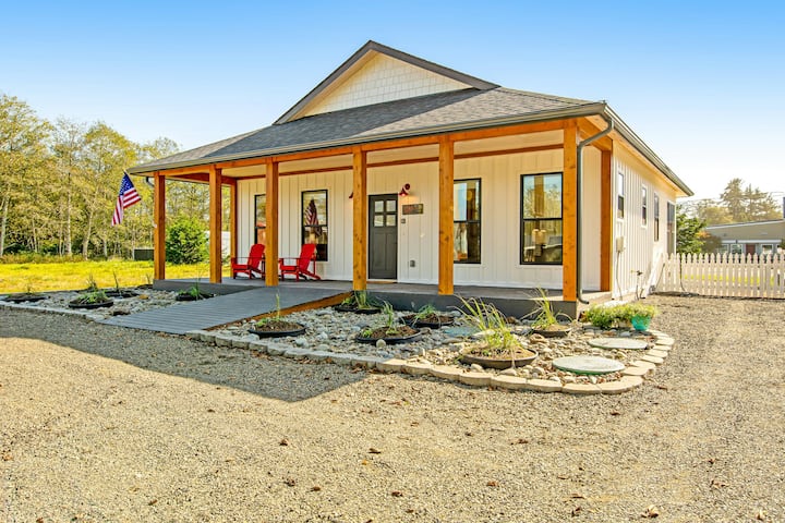 Walk To Beach 2br Dog Friendly | Patio | W/d - 롱비치