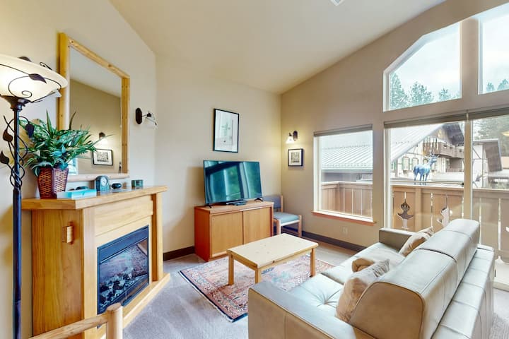 Downtown 1br Mountainview 2nd-floor | Balcony - Leavenworth, WA