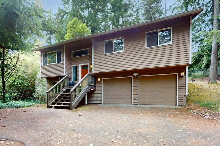 Forest 3br In Shoreline With Patio & Yard - Shoreline, WA