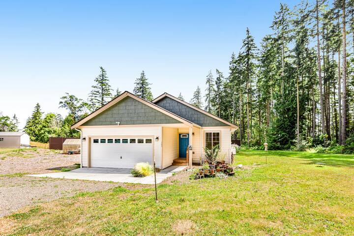 Downtown 2br Dog Friendly | Deck - Port Townsend, WA