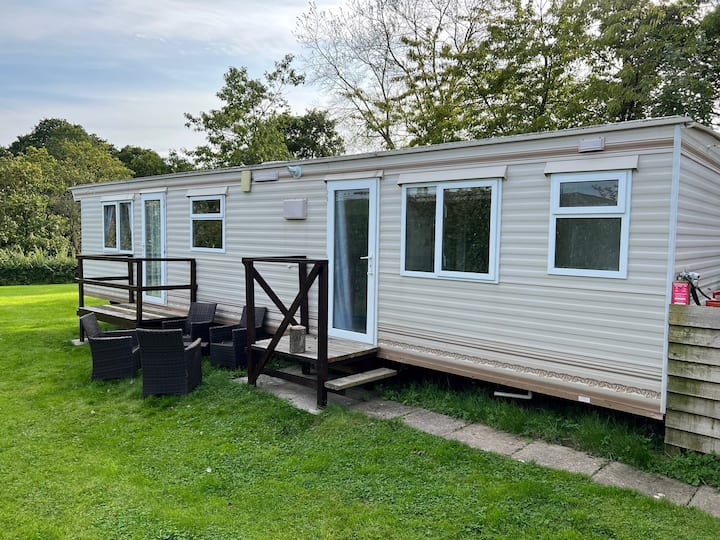 Holiday Home Static Caravan - Wiltshire