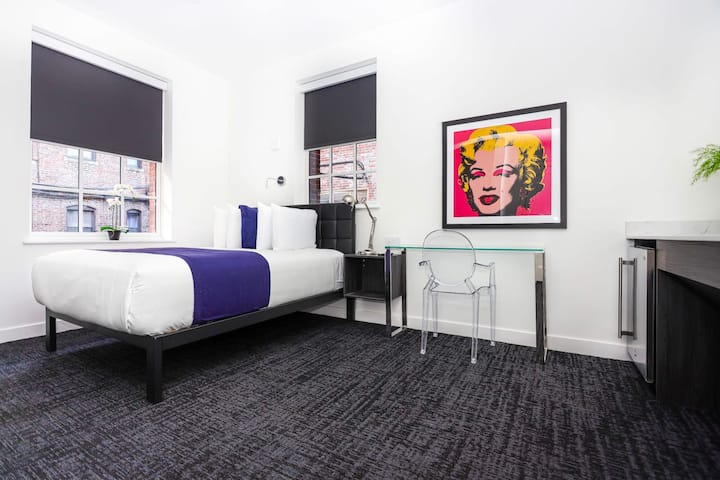 Perfect Location Near Fenway & Berklee College, #1 - Brookline, MA