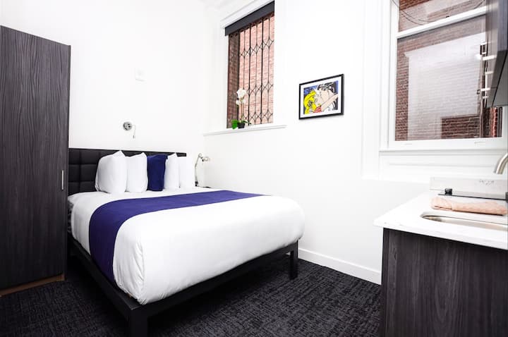 Stay In The Heart Of Fenway & Berklee, #203 - Mission Hill - Boston