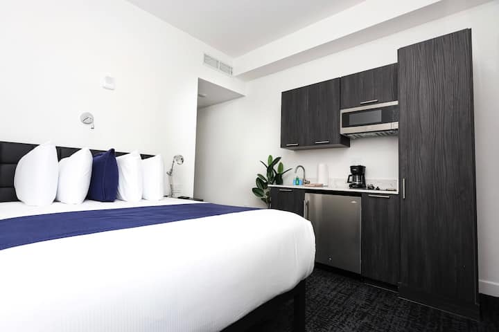 Fenway, Berklee College & Newbury St Just Minutes - Brighton - Boston