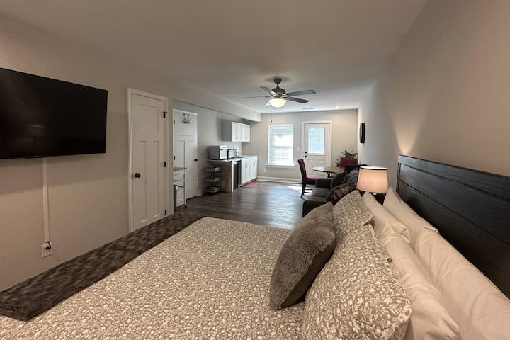 Mid-term Rental Available - Close To All - Chattanooga, TN