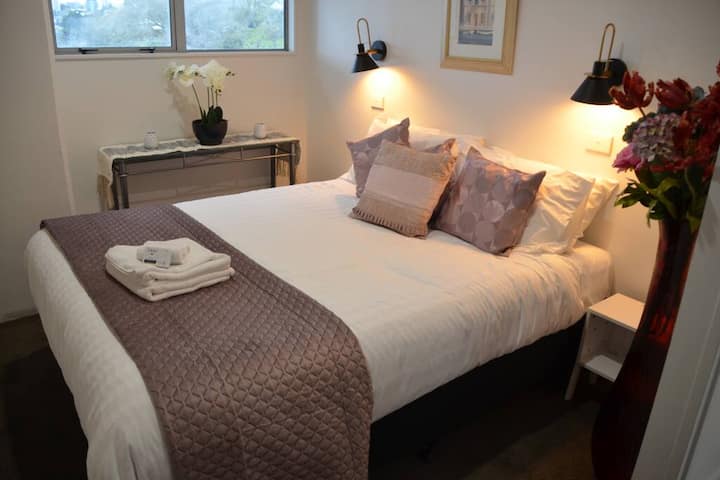 2br Family Friendly Apartment With Indoor Pool - オークランド