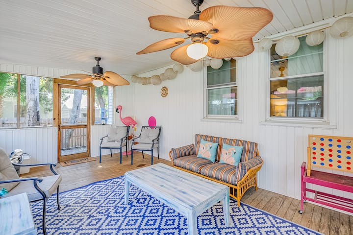 5-minute Walk From Beach W/ Private Parking - 타이비 아일랜드