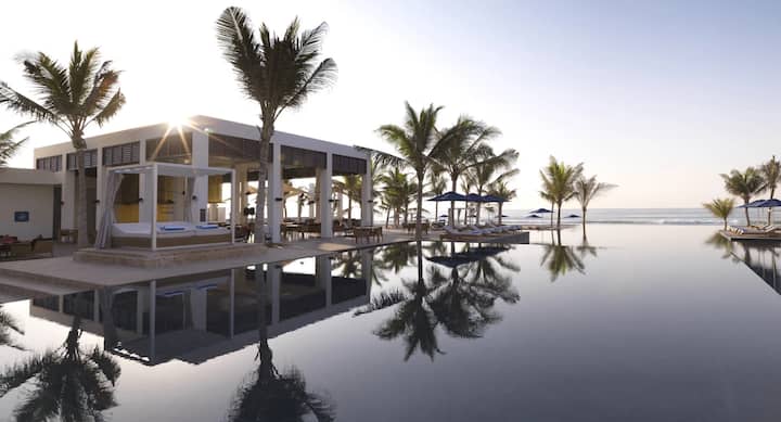 Rare Find! Four Large 1br Villas With Private Pool - Salalah