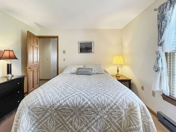 High View At Short Sands - 2 Br Condo With View - Short Sands Beach, ME