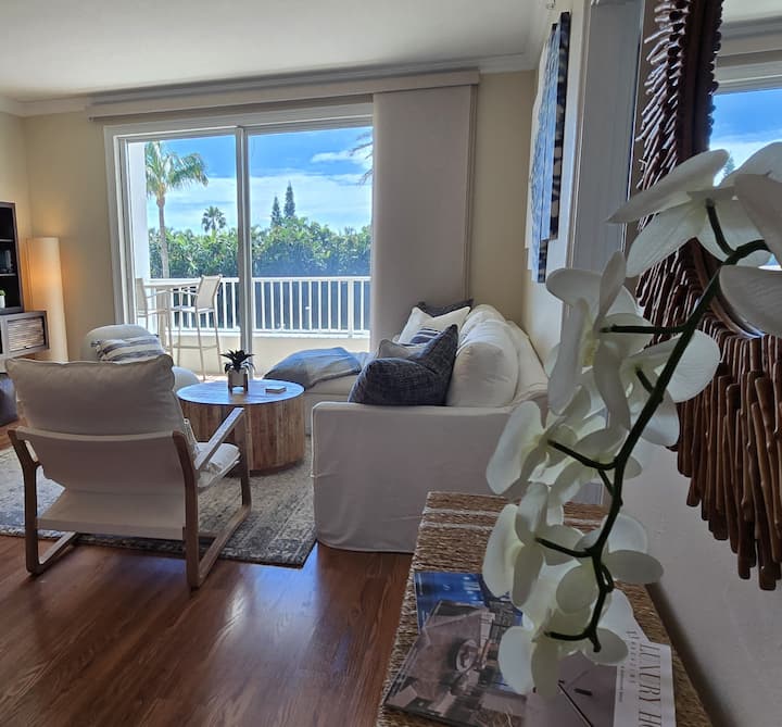 Serene Marina Views Await At This One-bedroom Gem! - 博因頓海灘
