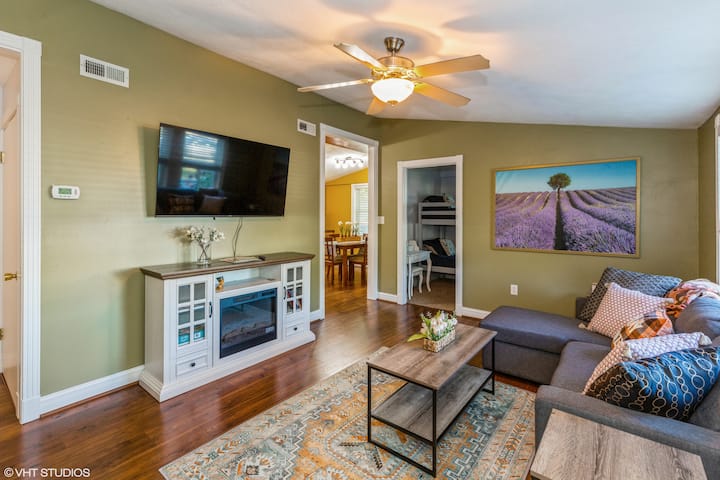 Mtm Premier/cozy 3 Bed/1 Full Bath - Michigan City, IN