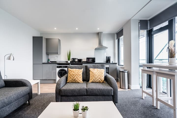 K Suites - Modern Seaview 2bed Flat W/free Parking - Lowestoft