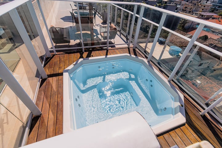 Apto Em Condomínio Com Jacuzzi - Porto Belo