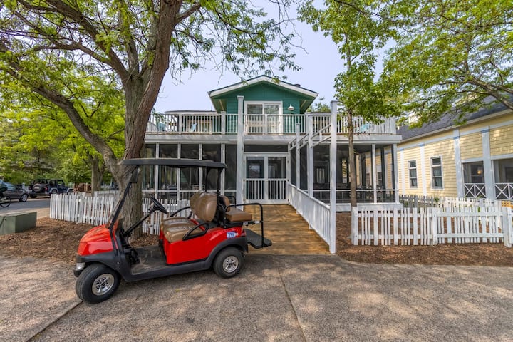 Large Beachwalk Resort Home Next To The Pool! - Michigan City, IN