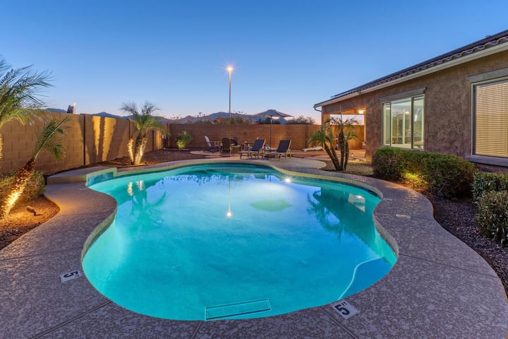 Pool W/opt Heat, Spa, Mt Views, Grill, Games - Surprise, AZ