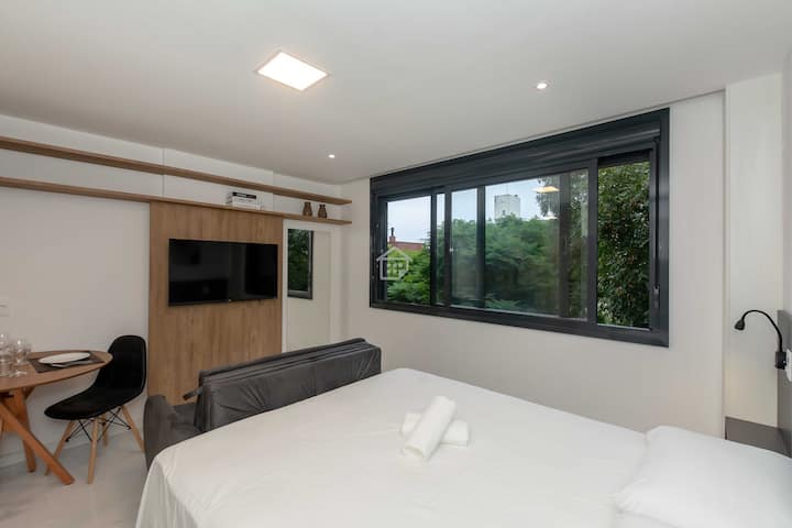 Viva Bem Em Um Studio Perfeito Em áRea Nobre - Porto Alegre