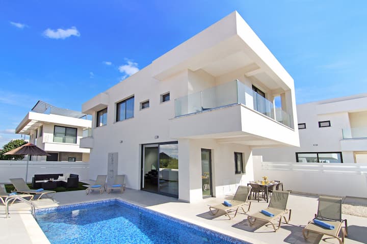 Villa Genesis - Pernera Sea View - Protaras