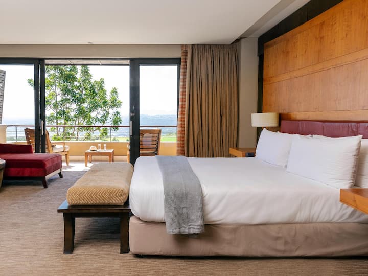 Garden View Eco Friendly Studio With Breakfast - Knysna