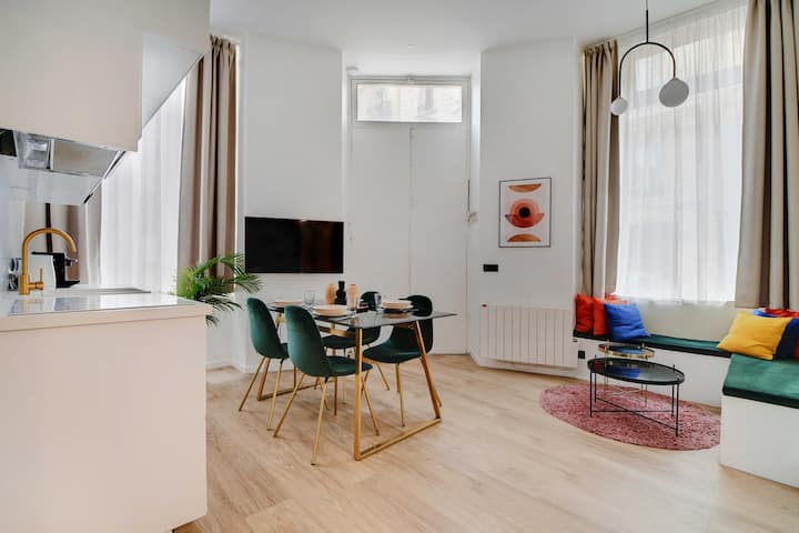 Charmant Appartement - 2br/4p -  Place Pigalle - París