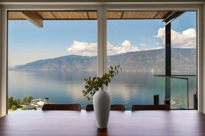 Lake Country Rare Custom Ultra-luxury | Arcadia - Lake Country