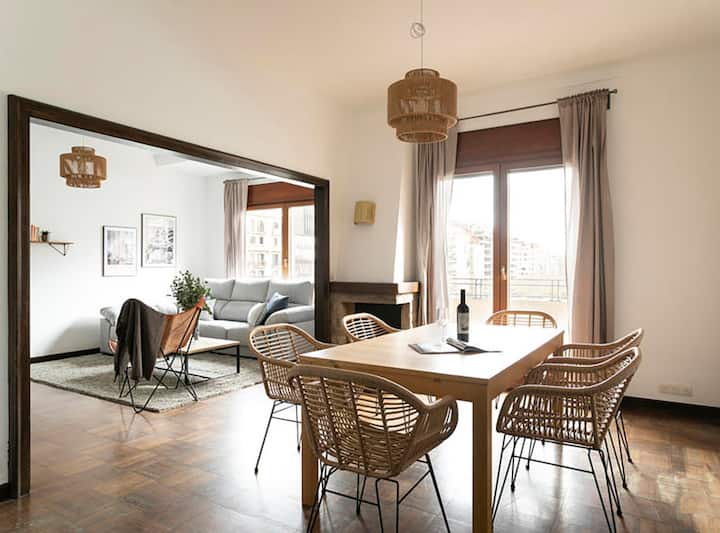 Great Eixample Apartment - Barcelona