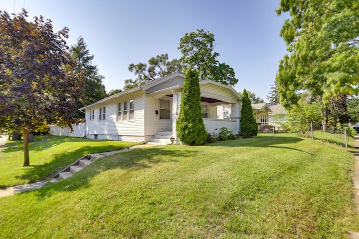 Lovely Home In South Bend: Walk To Notre Dame! - South Bend, IN