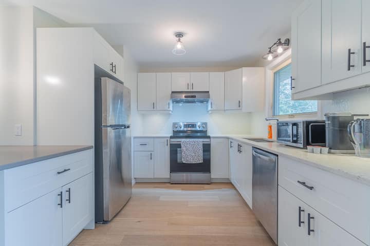 Luxury Cozy Stay Near Toronto - Peterborough, Canadá