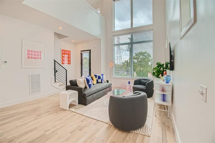 25- Trendy Modern Home- The Music City Collection - Nashville, TN