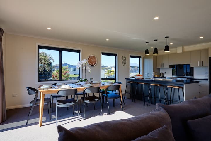Spacious | Family-friendly | Parkside - Kaikōura