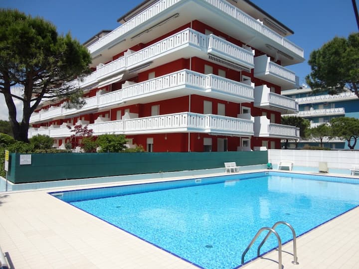 Appartement Chaleureux Avec Piscine Partagée - Caorle