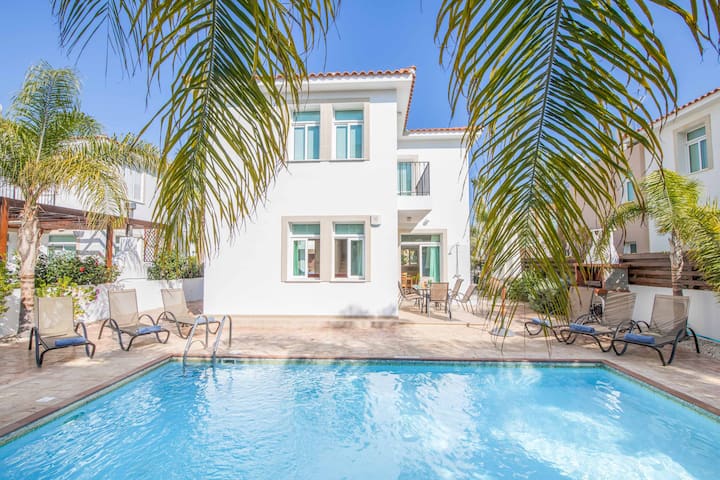 Villa Armostia - Ayia Napa