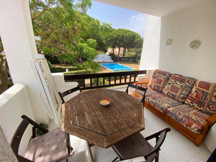 Appartement à Pals, Avec Piscine Et Parking - Pals