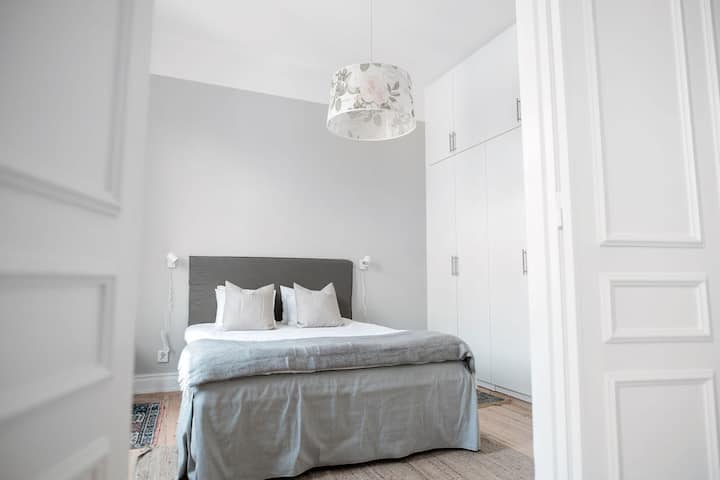 Bright Top-floor Apartment In A Great Location - Stoccolma