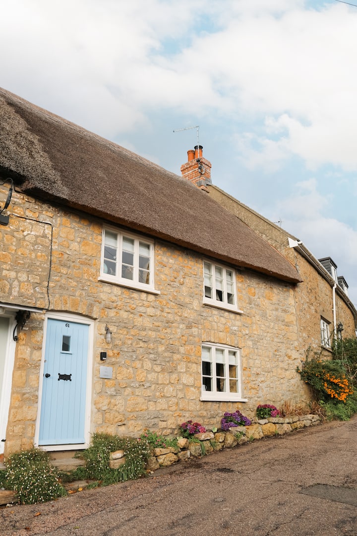 Number 61 Donkey Lane - Bridport