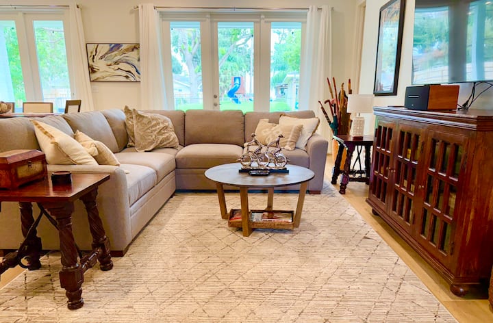 Dora's Heart: 3br | King Bed | Central And Stylish - Mount Dora, FL