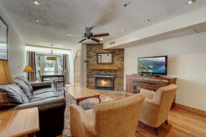 Lodge At Mtn Village B261 | Ski-in/out | Pool - Park City, UT