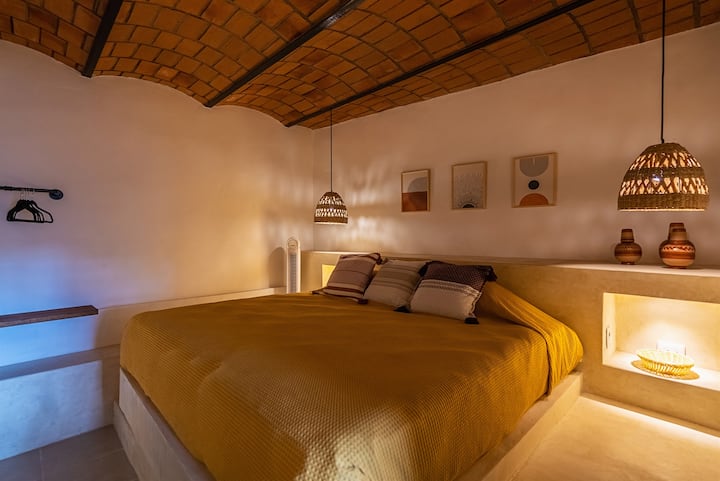 Cozy King Stay, Steps To Beach, Equipped Kitchen - Sayulita