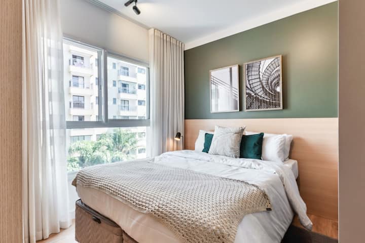 Studio With Balcony Near Metro Station - São Paulo