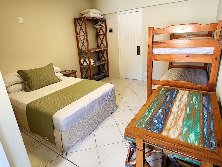 Hotel Frente Ao Mar Enseada - Delphin 237 - Guarujá