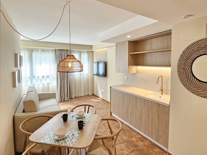 Apartamentos Las Ciencias Ñ. Wi-fi + Pk + A/a - Valencia